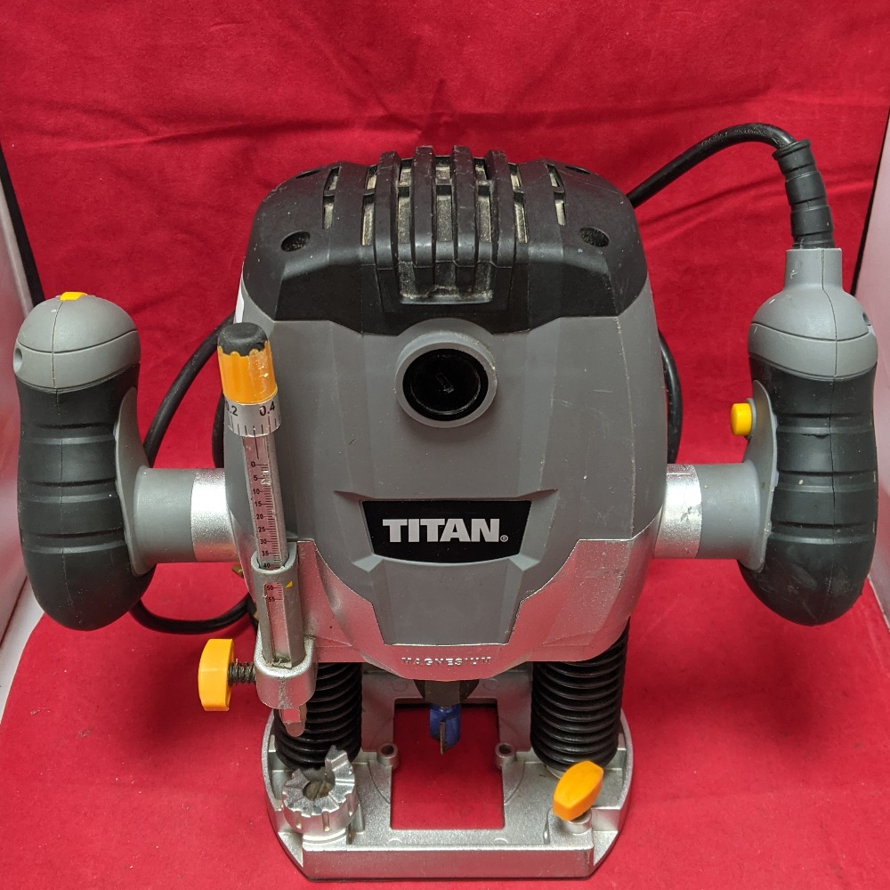 Pre-owned Titan Router - Own4Less